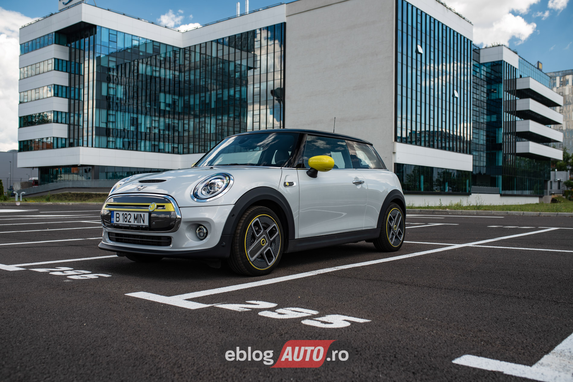 TEST DRIVE MINI COOPER SE 2020 [VIDEO] | AUTOVIT Blog: Sfaturi auto ...